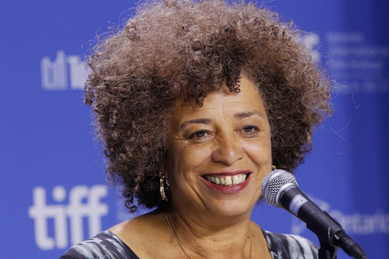 Authorized Angela Davis Biopic in The Works | Colorlines